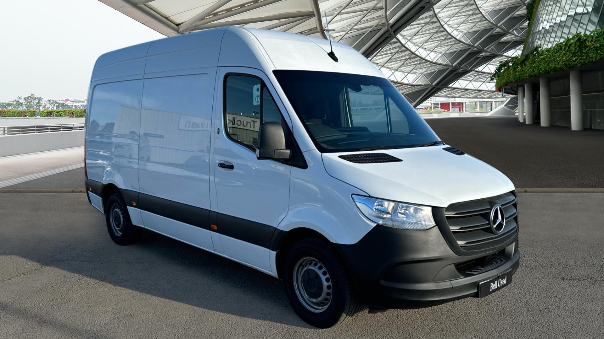 Mercedes-Benz Sprinter 315CDI Progressive Medium Van